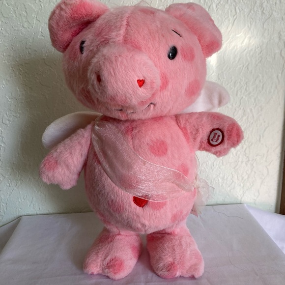 Hallmark | Toys | Hallmarks Cupig Singing And Dancing 2 Inch Pig Cupid ...
